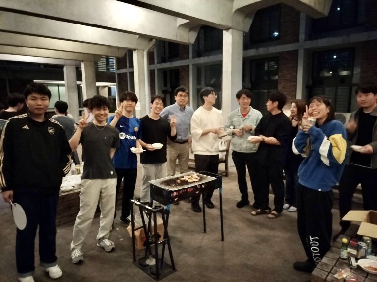 R6 5月BBQ | 藤田晃司研究室 京都大学大学院 工学研究科 材料化学専攻 機能材料設計学講座